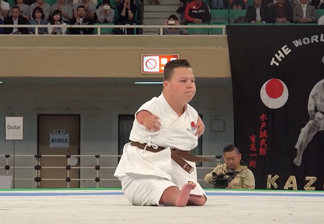 VIDEO | Nederlandse Karateka Dave Kengen een voorbeeld voor velen