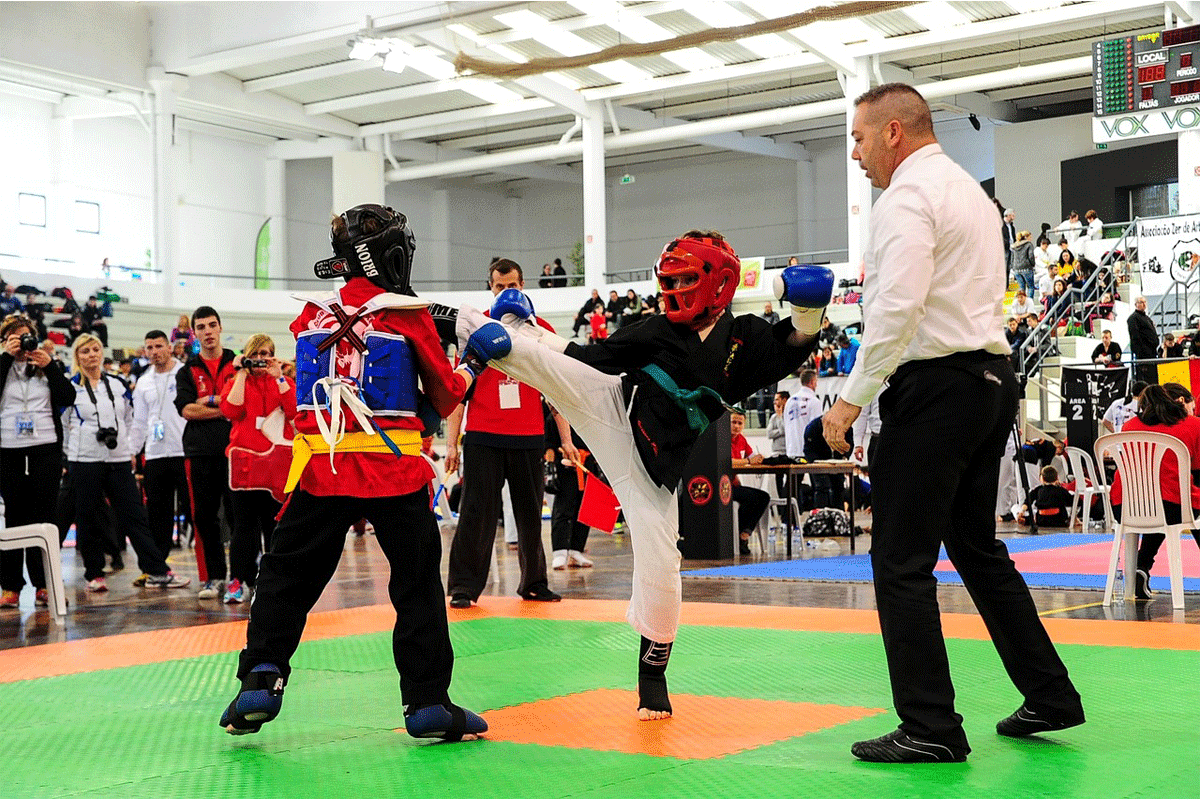 3 Jaar: Niet meer stoten en trappen naar het hoofd bij jeugd, succes of ...