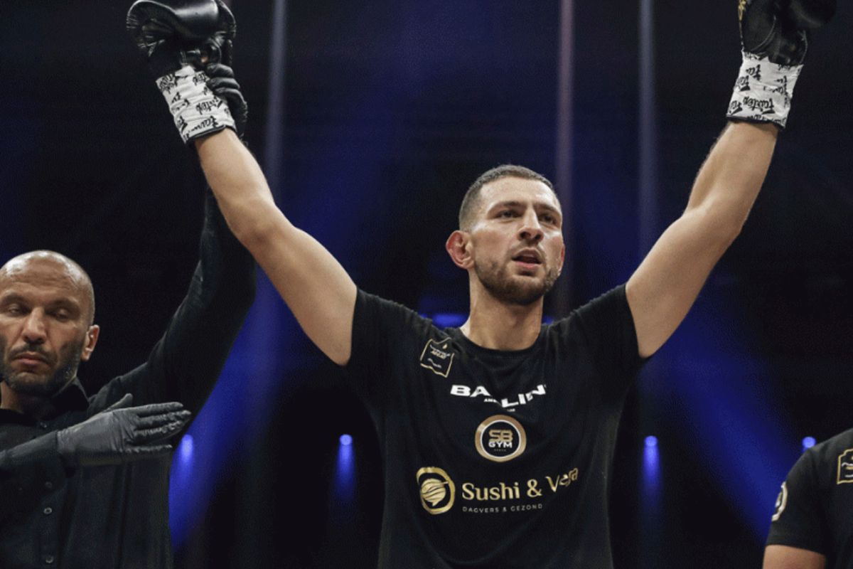 Serkan Ozcaglayan slaat Sergej Braun knock-out op Glory 83 in Essen