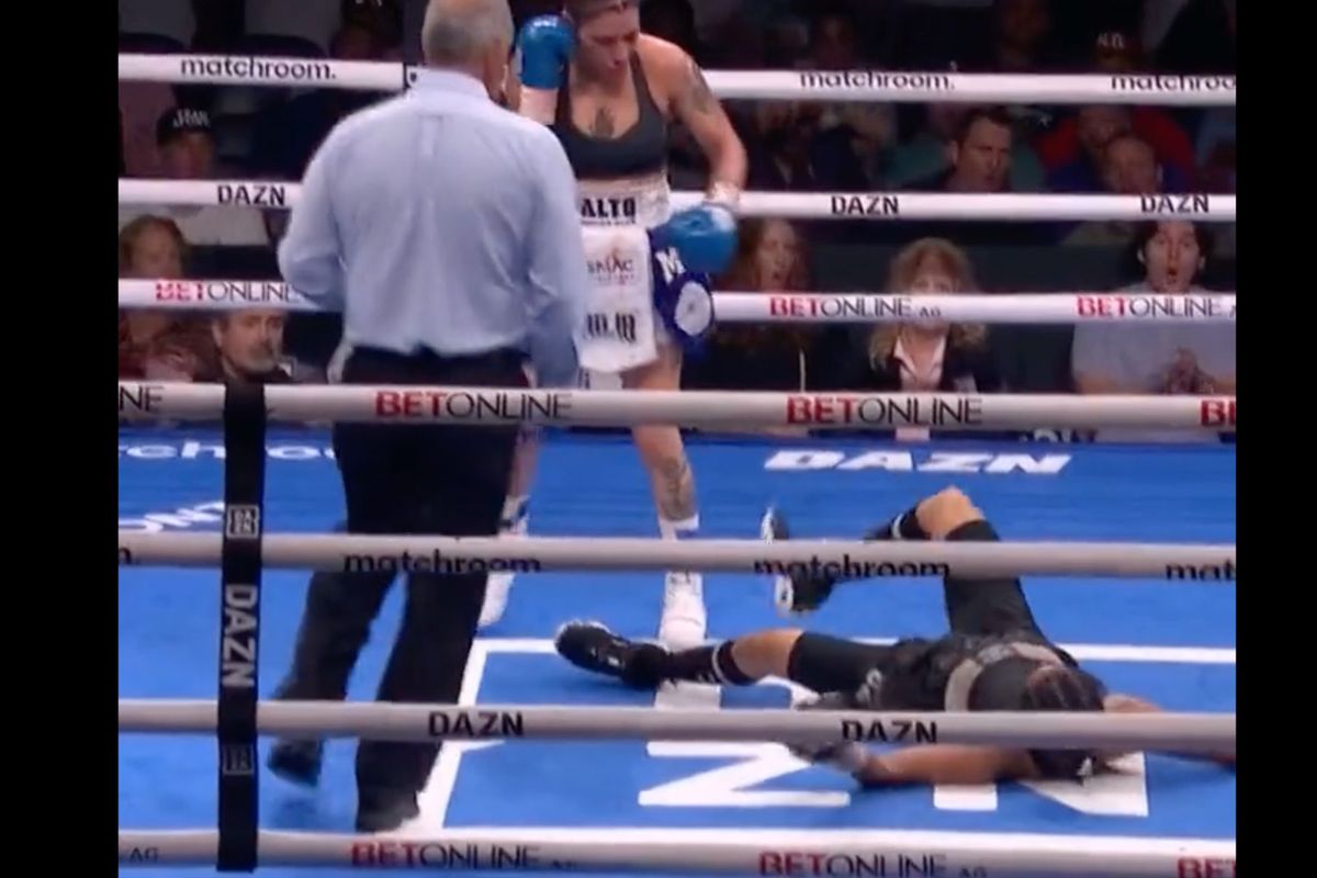 Grote verrassing! Ongeslagen Somalische Ramla Ali knock-out gemept Grote verrassing! Ongeslagen Somalische Ramla Ali knock-out gemept