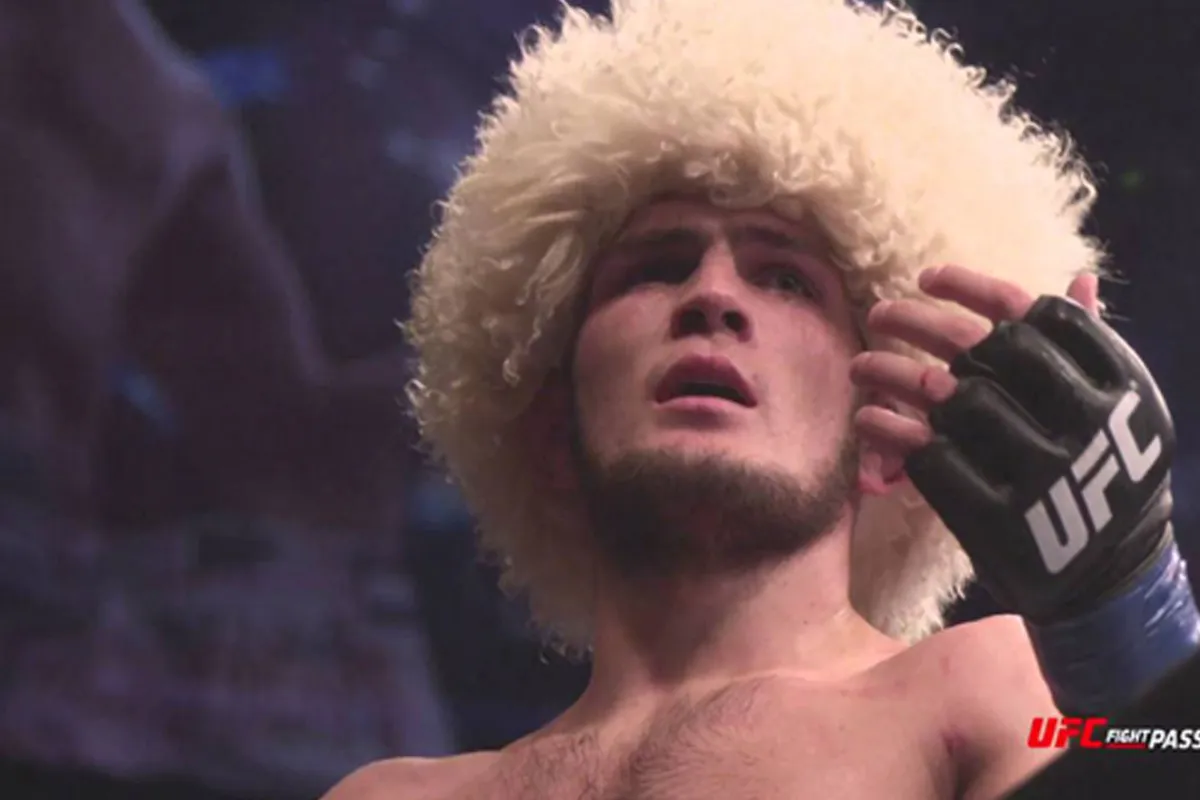 UFC-legende Khabib kondigt comeback gevecht aan! 'Onverwachte top ...
