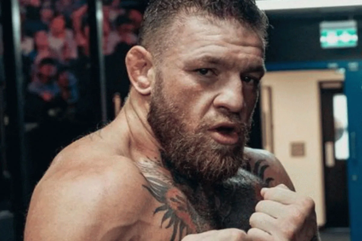 Fans geschokt door foto's Conor McGregor! 'Wat is er met hem gebeurt ...