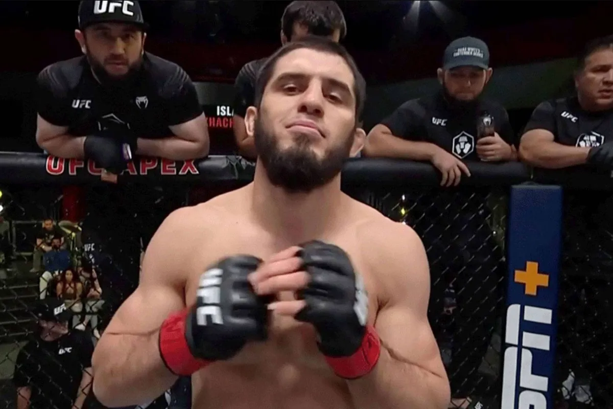 UFC kampioen weigert gevecht met Islam Makhachev - titel afstaan ...