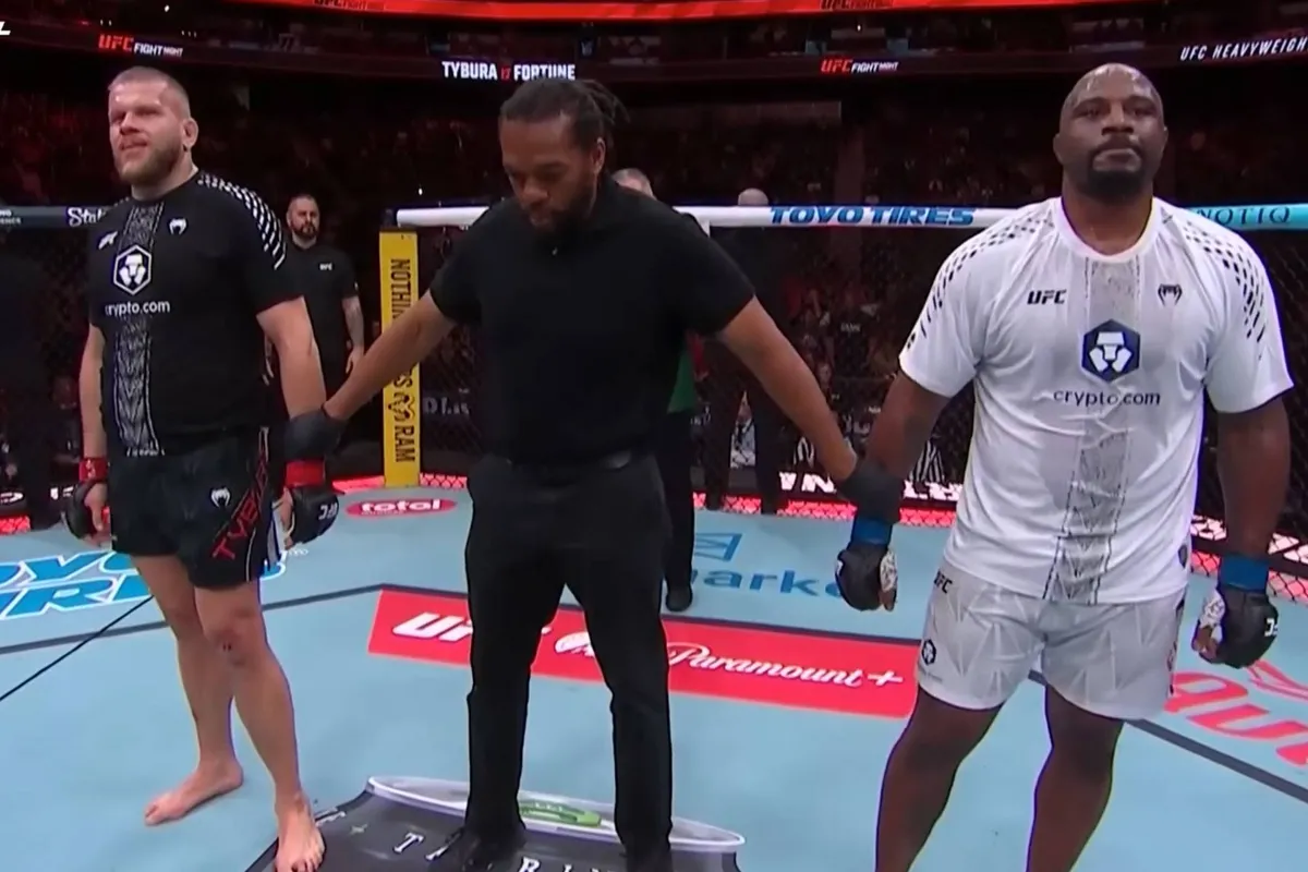 UFC maakt fout en moet vechter terughalen na grote blunder - “Dit is ...