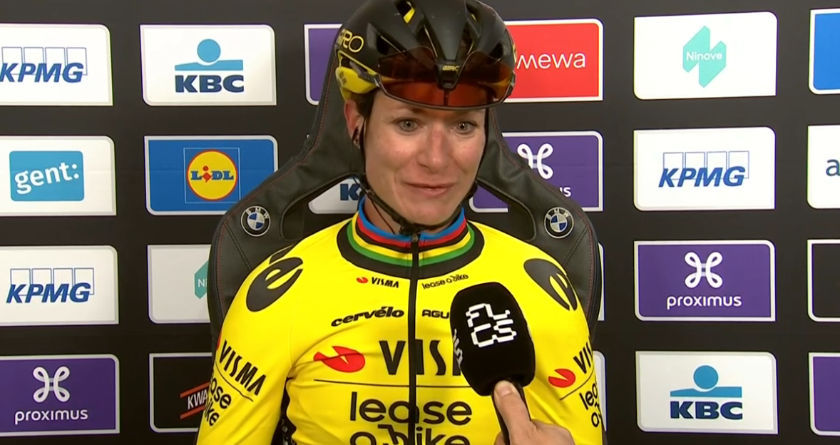 Vos ecstatic after victory on debut in Omloop Het Nieuwsblad: "Hadn't ...