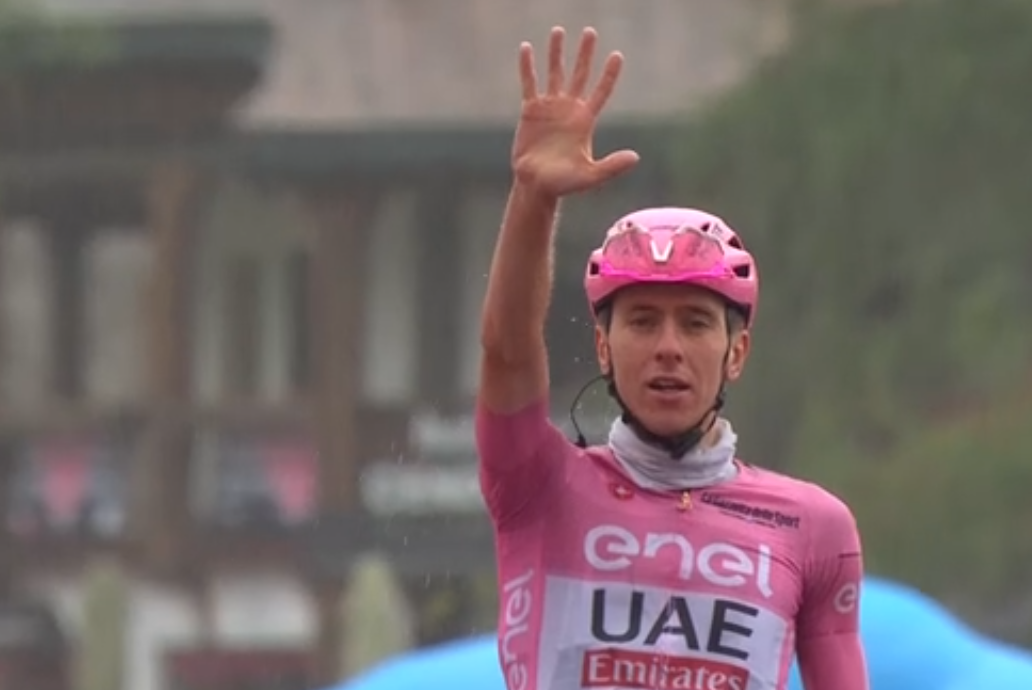 Utter humiliation: Pogacar unintentionally drops eveyone, Martínez ...