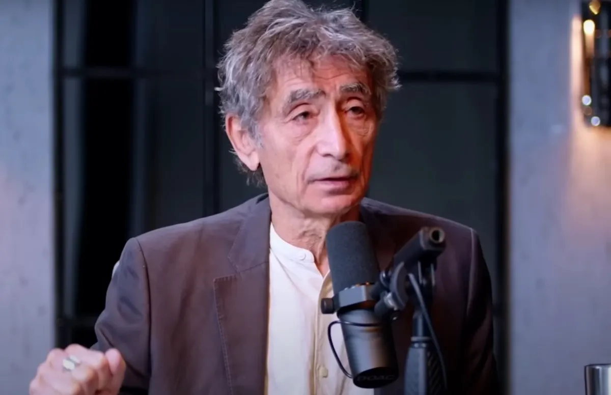 Gabor Maté moest naar de psychiater na kritiek op zijn interview met ...