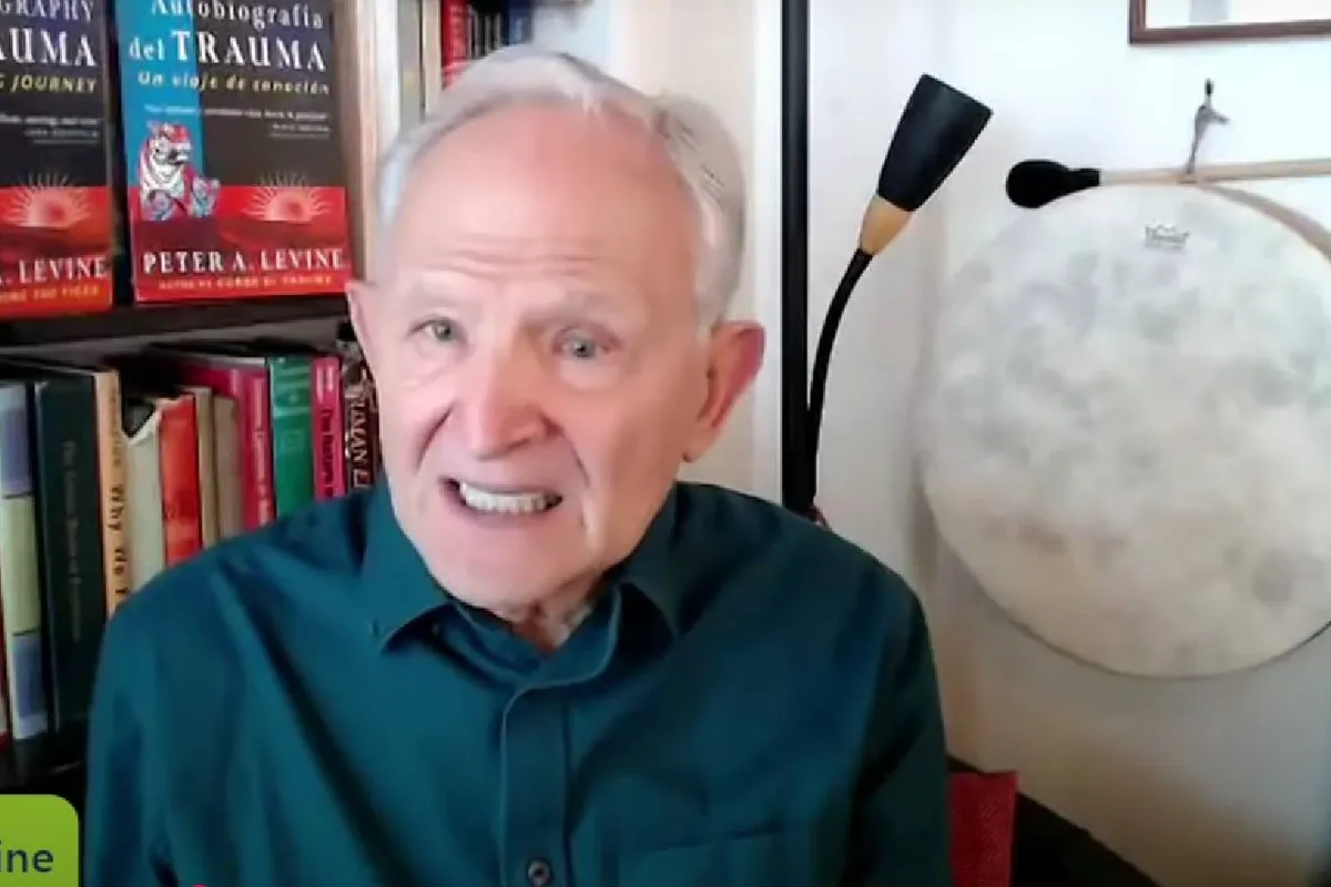 Video | Nieuw interview met trauma-expert Peter Levine | In de Spiegel ...