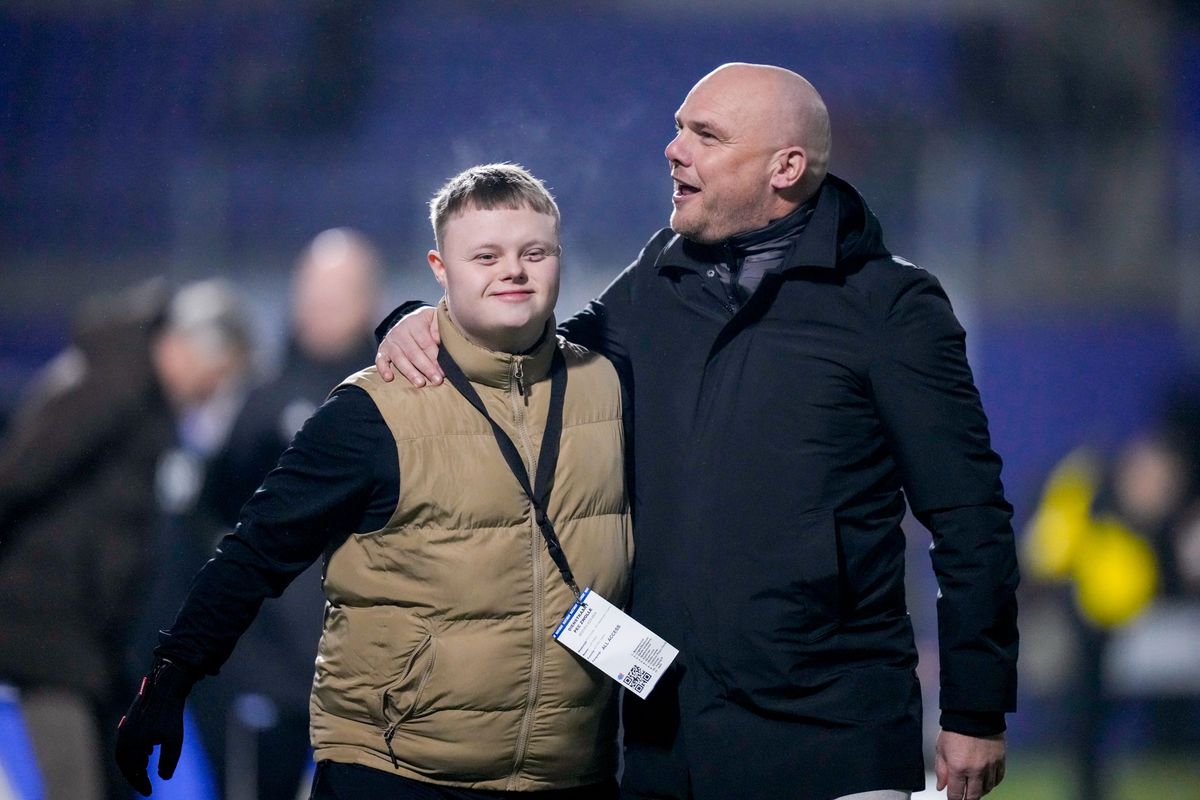 Ondertussen in de Sport | PEC Zwolle-supporter (Lil Doekoe) gaat viraal