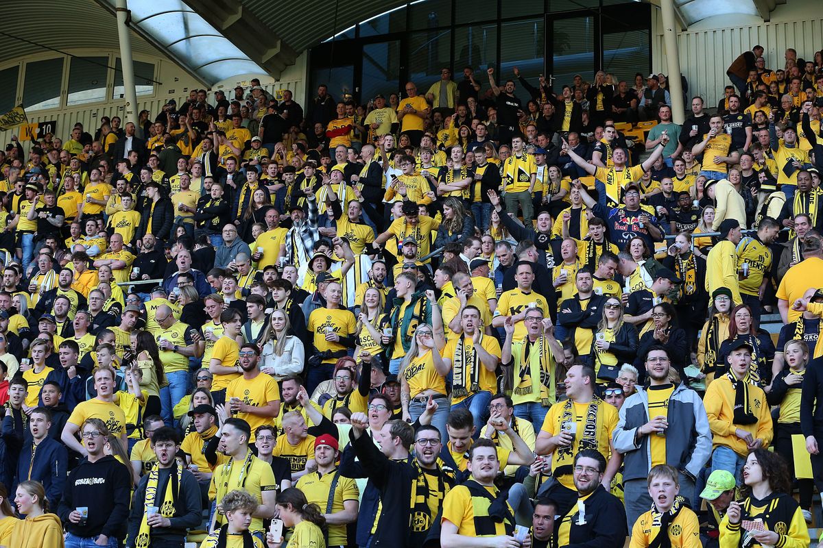 Ajax laat prijzen seizoenkaarten mede vanwege inflatie met vijf procent stijgen