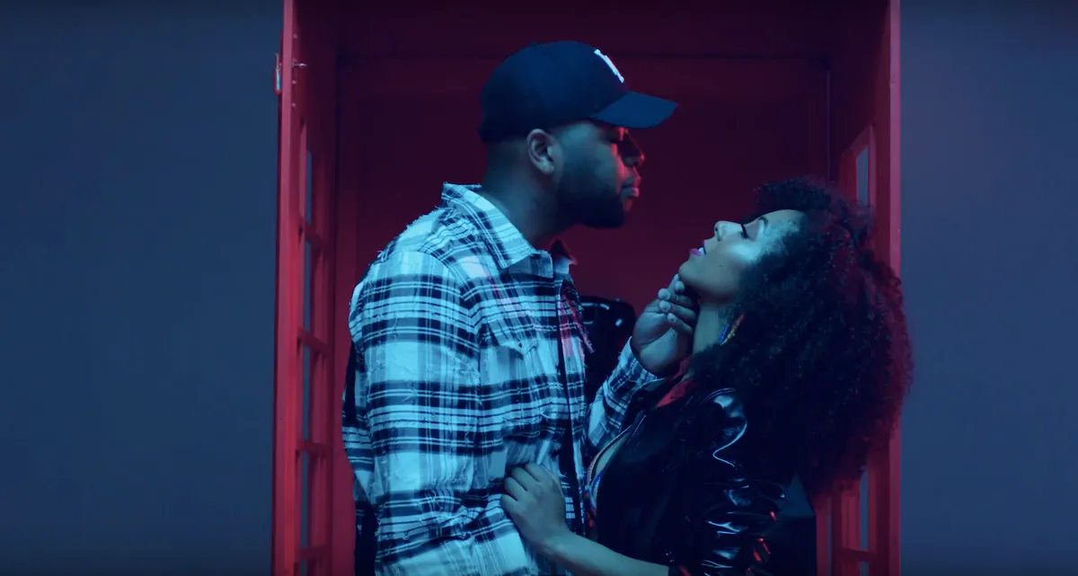 Angelo King is de studio ingedoken met Waka Flocka en laat alvast een ...