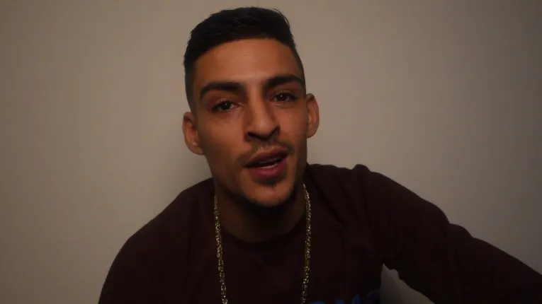 Boef beantwoordt persoonlijke vragen van zijn fans in zijn nieuwe vlog