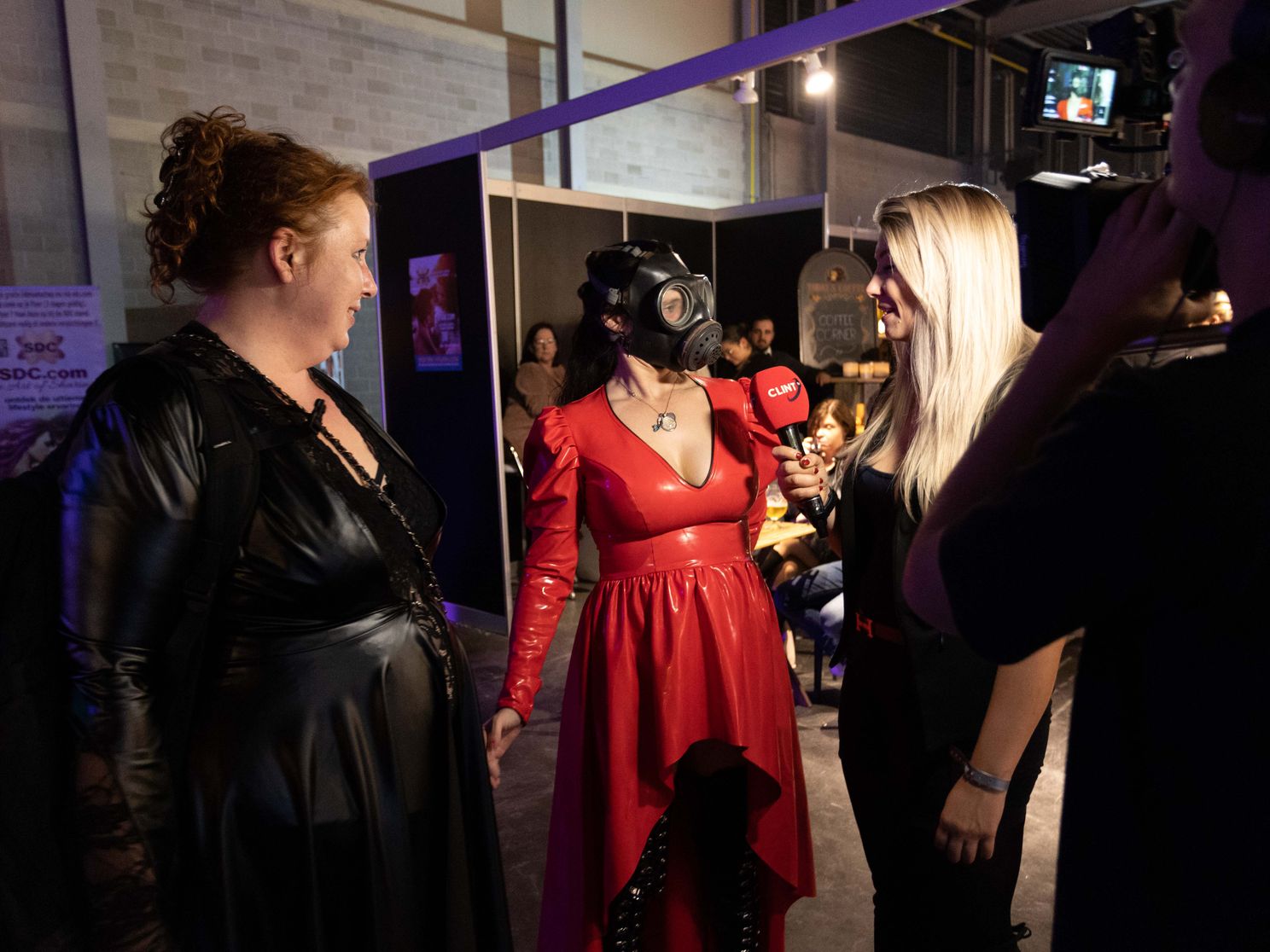 Onze redacteur ging naar de Eroticabeurs in Hasselt: "Een heerlijke, pikante speeltuin voor ...