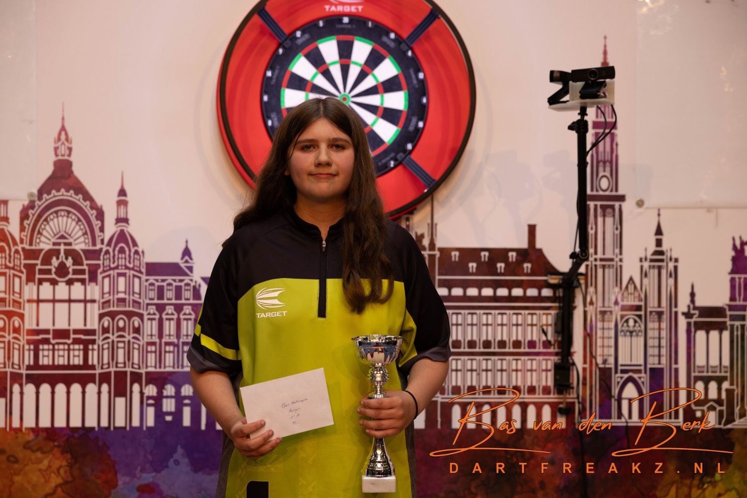 Plaisier, Hedman en Belgen Van Belle en Van Damme behoren tot winnaars op WDF Target Open ...