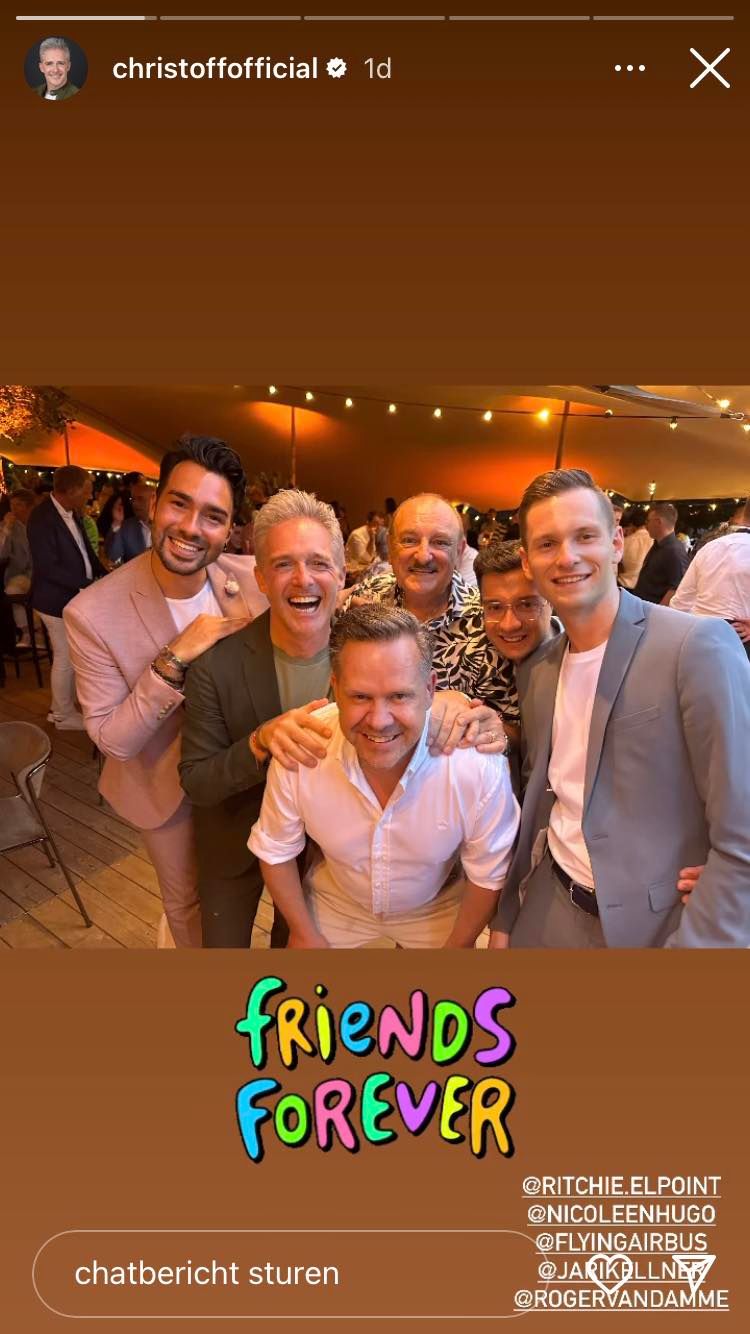Zanger Christoff overstelpt met reacties nadat hij heuglijk nieuws ...