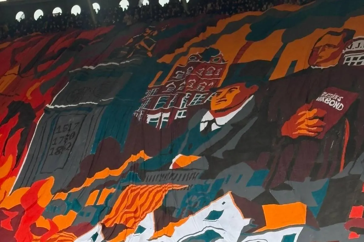 VIDEO: Grootste sfeeractie ooit! ULTRAS Vak-P bereikt ongekend ...