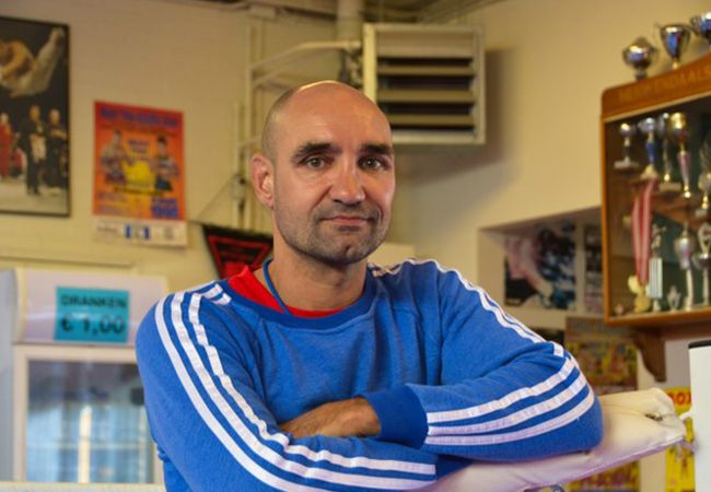 Perry Ubeda: Van kickbokskampioen naar mensenmens | Vechtsport info