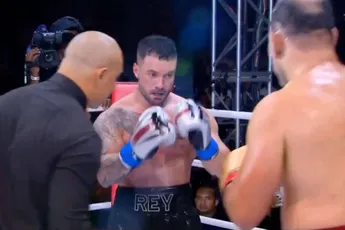 Dave Roelvink wint Boxing Influencers met drie knock-outs en 100.000 euro | Vechtsport info