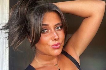 "Wil je mijn kerstcadeautje zijn?": Raphaëlla uit 'Love Island' poseert in sexy kerstlingerie