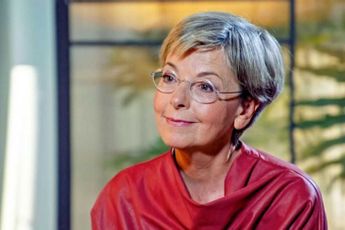 Zware klap voor Ingeborg Sergeant: "Opgenomen in het ziekenhuis"