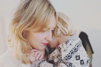 Actrice Evelien Bosmans kondigt heuglijk nieuws aan: "In blijde ...