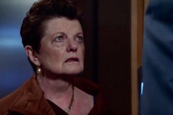 Aangrijpend: Janine Bischops openhartig over het overlijden van haar ouders