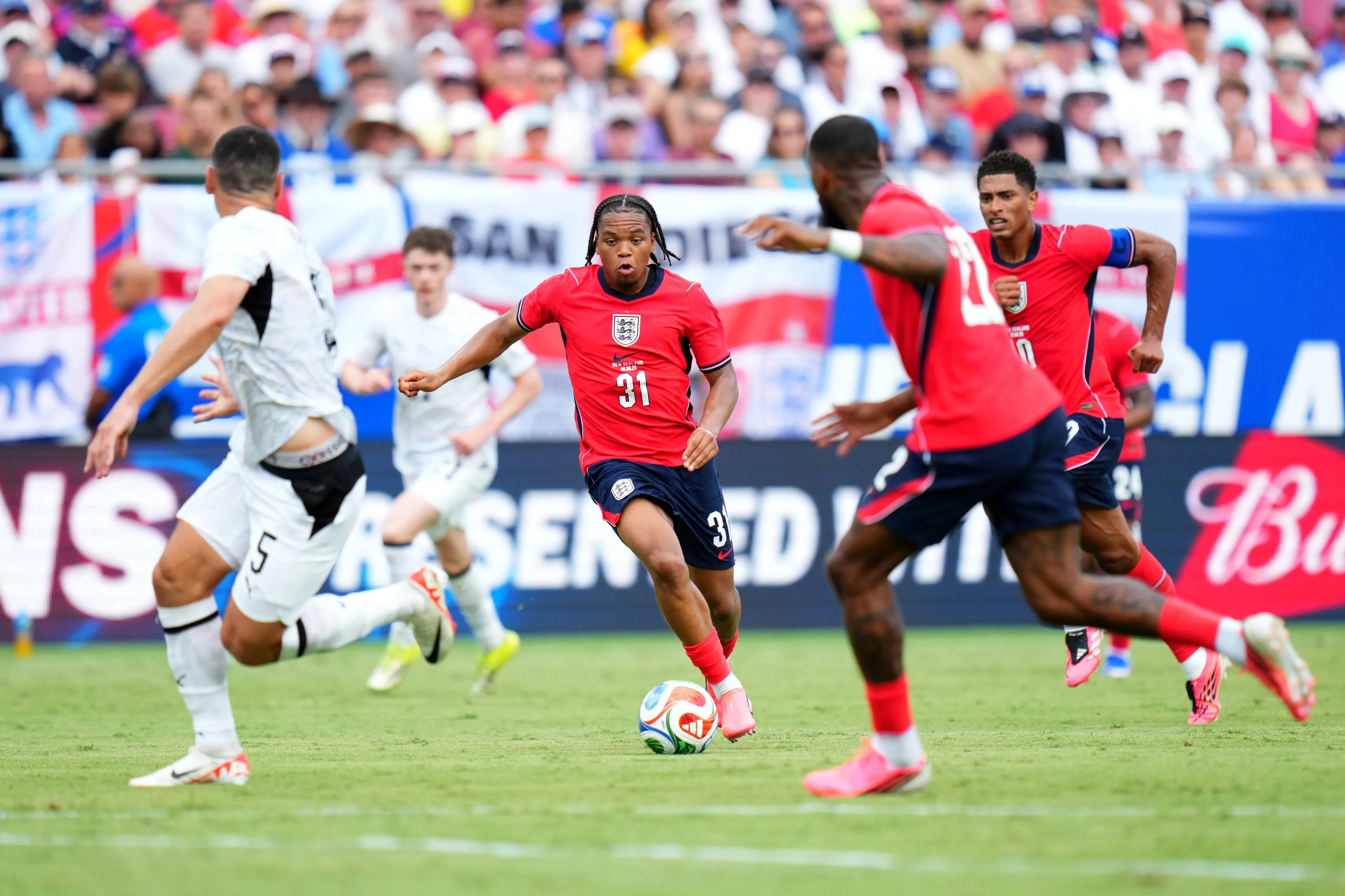 Tuchel admits Jude Bellingham not guaranteed England World Cup start ...