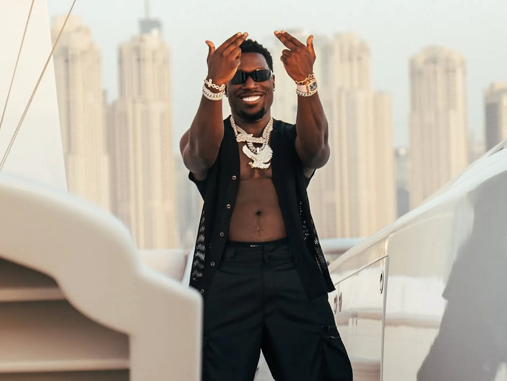 Frenna - Laatste nieuws, leeftijd, echte naam en afkomst - www.puna.nl