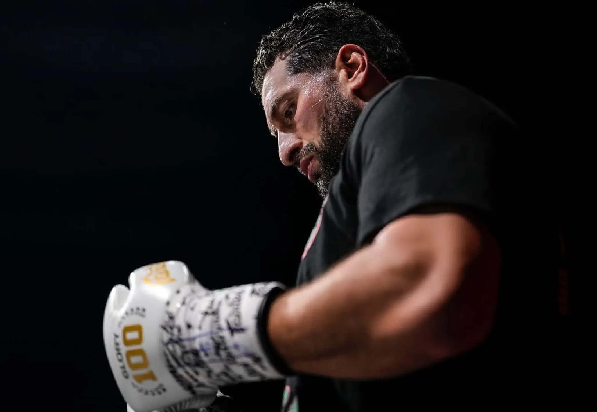 Vechtsportlegende Melvin Manhoef verliest Boxing Influencers gevecht ...