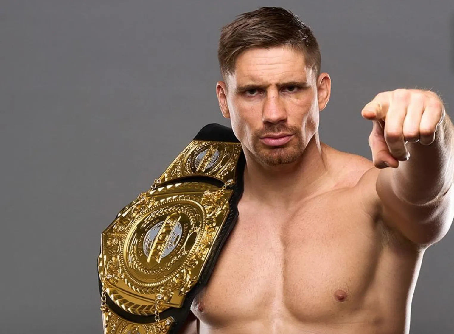 'Rico Verhoeven in gesprek met UFC volgens vechtsport insider'