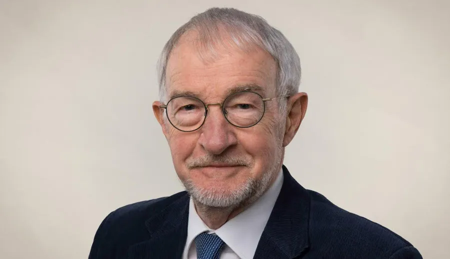 CDA-raadslid Hans Verkooijen met ziekteverlof, Jacques van der Aa neemt ...