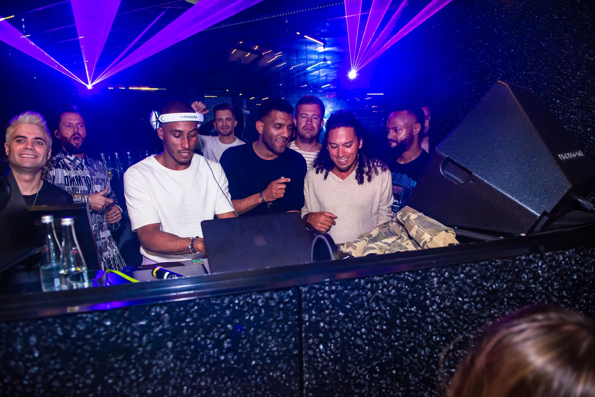 Club MAD FOX bestaat precies één jaar en vierde het groots