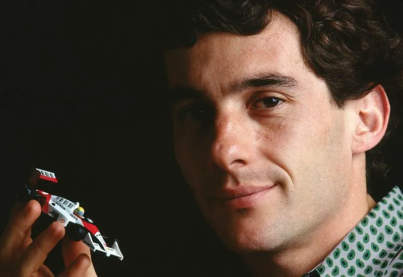 Netflix gooit dit weekend de docu Senna online die iedere Formule 1 fan ...