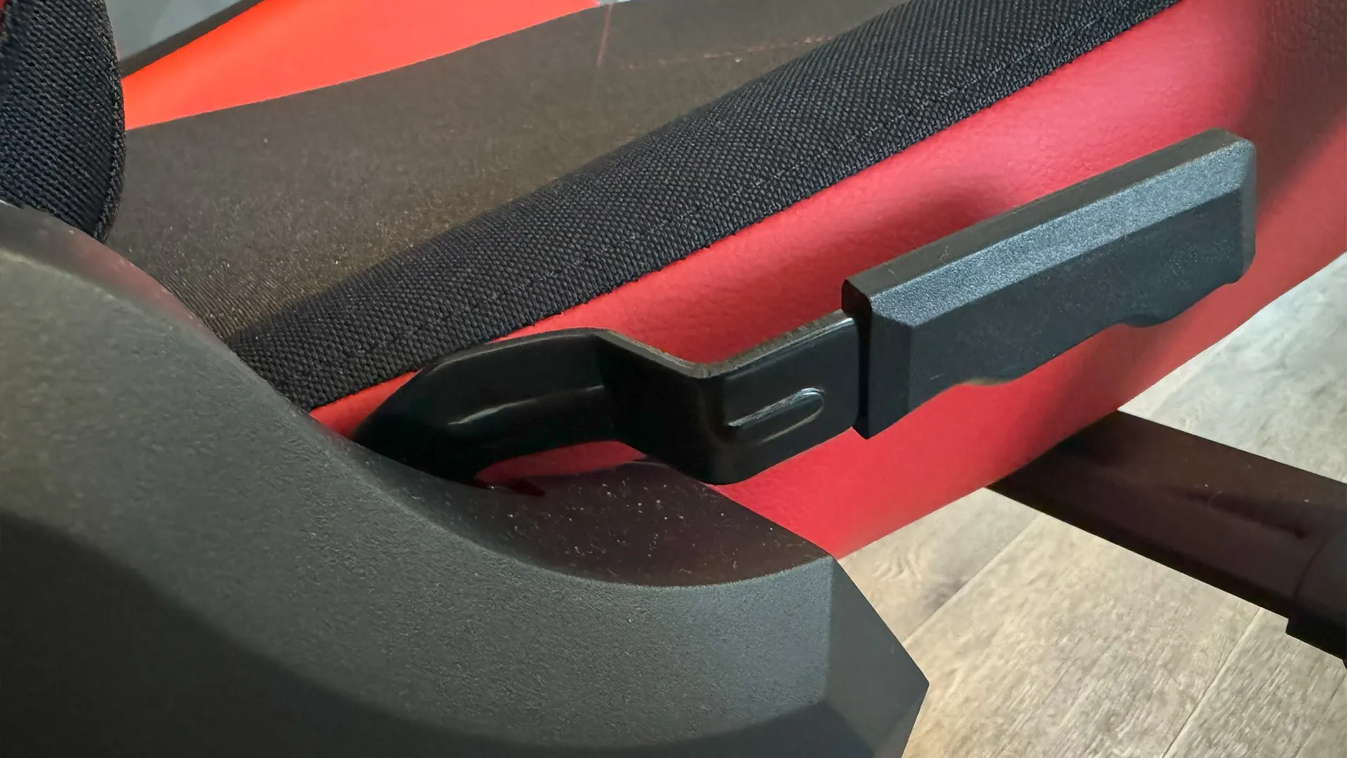 Trust GXT 714 Ruya Gaming Chair Review - Gamen op een wolk