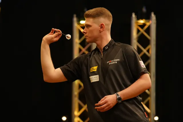 Fallon Sherrock besiegt überraschend Michael Smith bei der Belgian ...