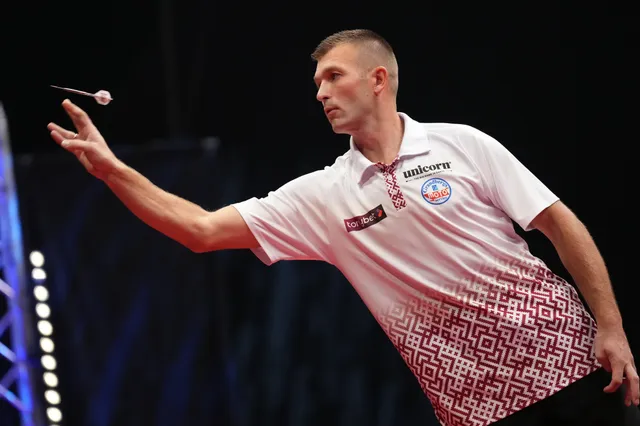 Madars Razma unterzeichnet Vertrag mit Hersteller Mission Darts