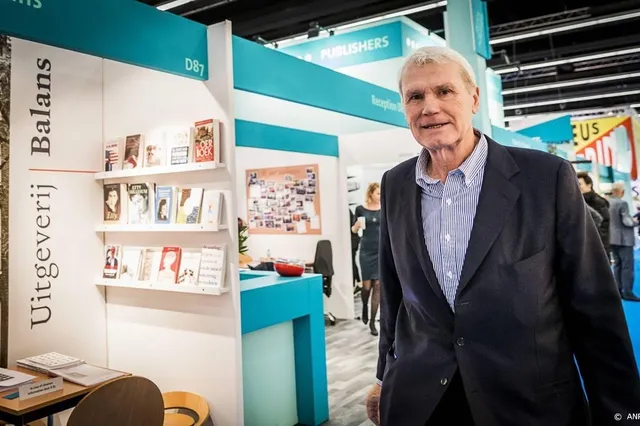 Adriaan van Dis 'gammel', maar durft rouw nu de ruimte te geven