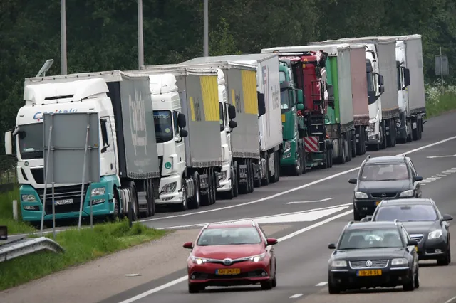 Hoe werkt een waarschuwing voor foutparkeren en hoelang blijft dit geldig?