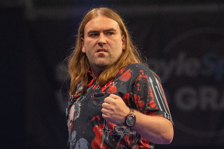 "He could win the worlds this year easy" - Ryan Searle blown away by ...