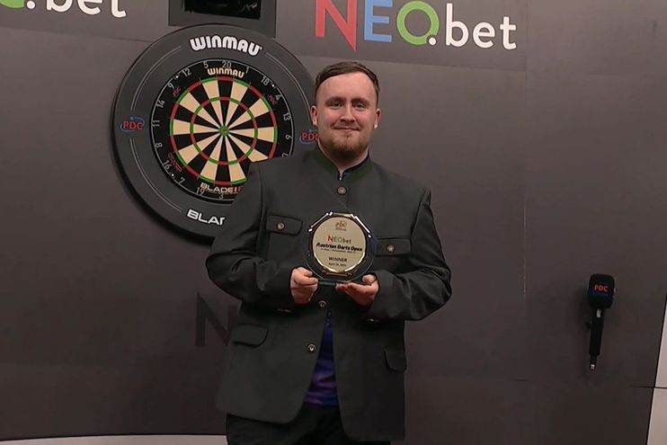 Here's why the winner of the Austrian Darts Open gets a green jacket ...