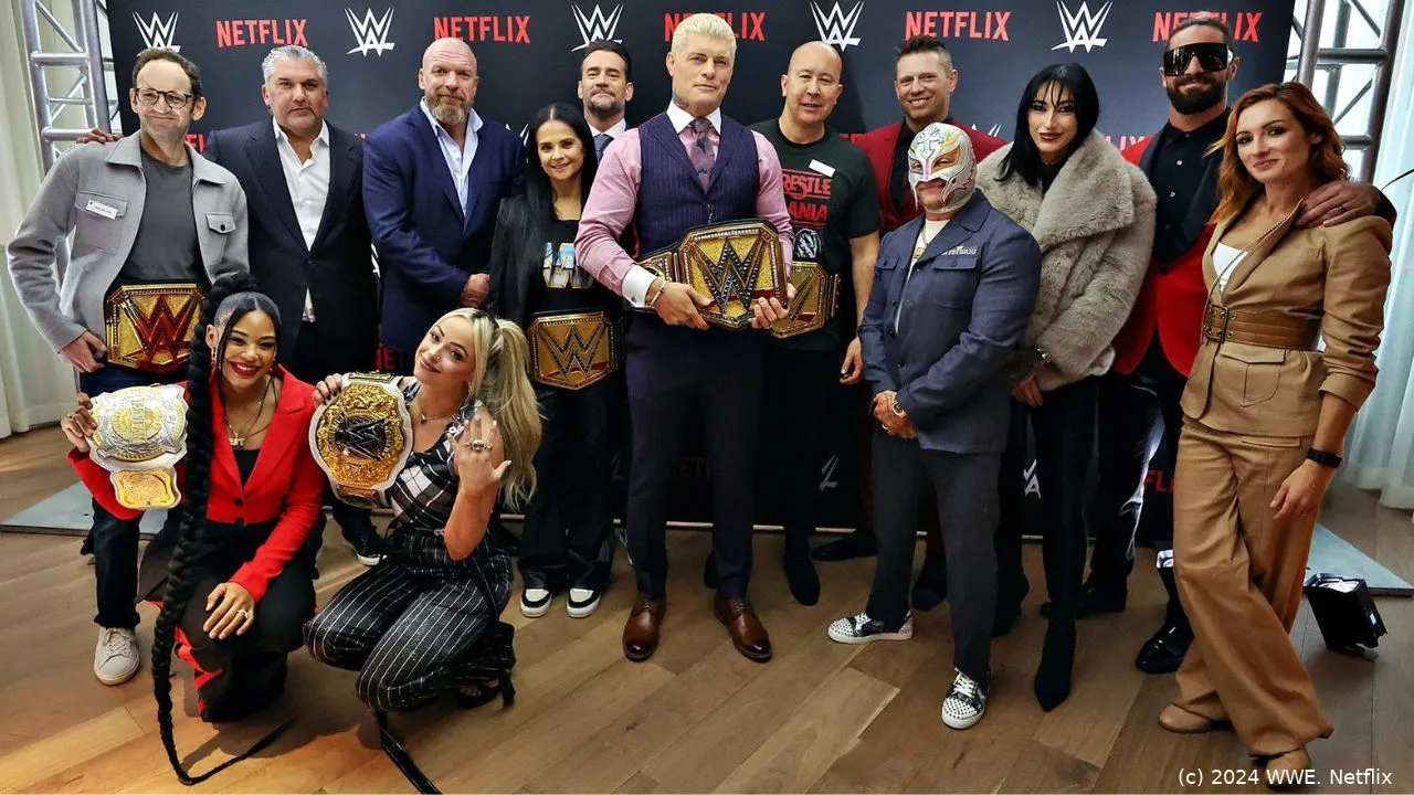 WWE: Becky Lynch zeigt sich bei Netflix-Event, heißes Gerücht ...
