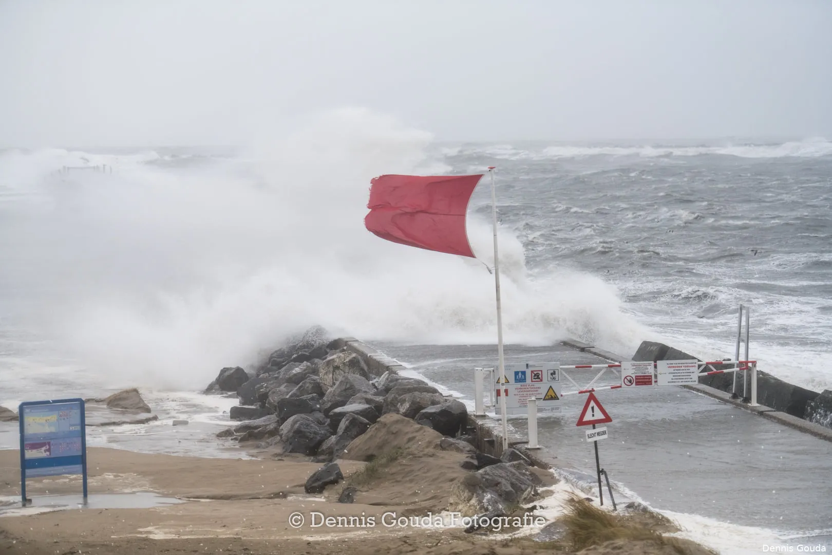 KNMI kondigt code rood af voor Noord Holland