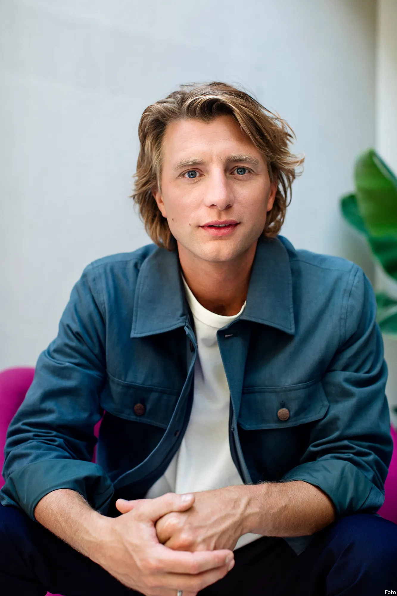 Jan Versteegh schrijft over het vaderschap in zijn boek Doodmoe ...