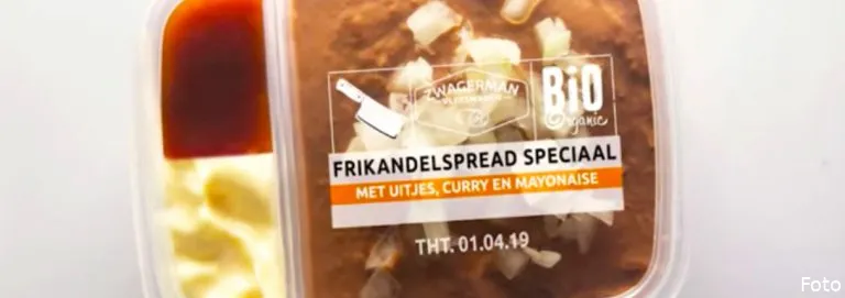 Lidl komt met frikandel speciaal-spread joke en iedereen wil het nu