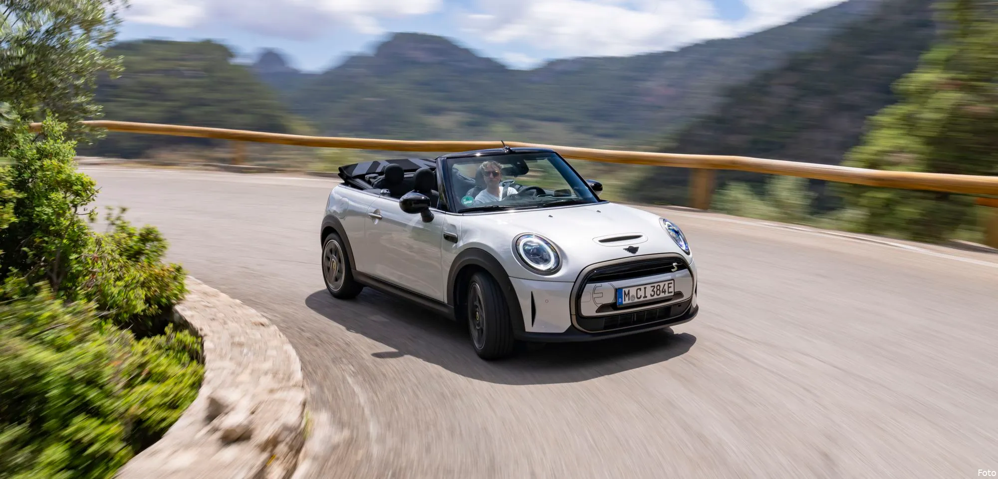 Mini Electric Cabrio geeft een nieuwe dimensie aan het Go Kart gevoel