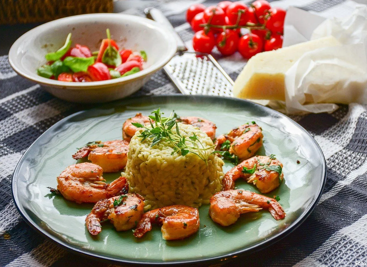 Creëer Italiaanse magie op je bord: Risotto met scampi's recept!