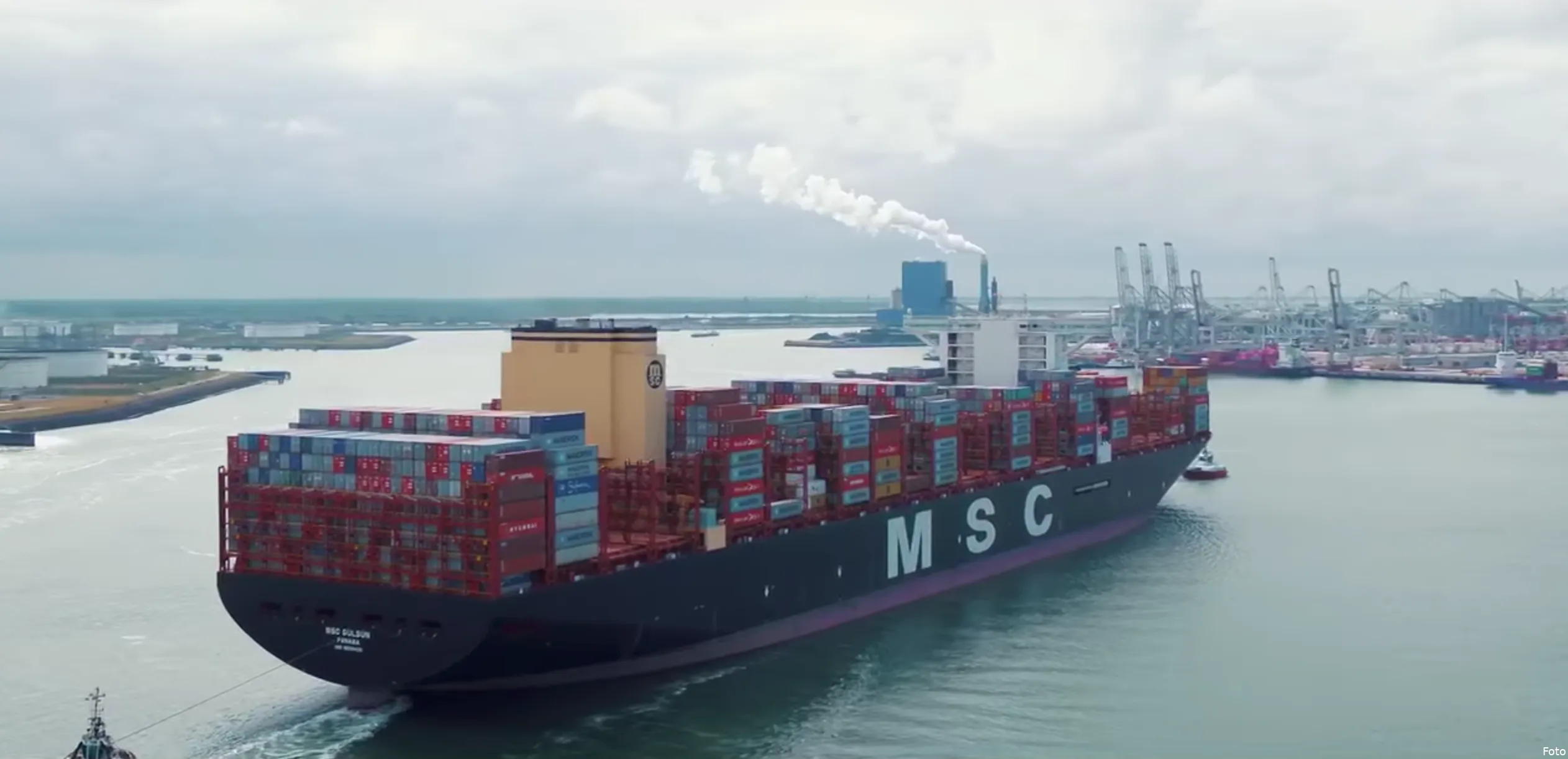 MSC Gülsün is het allergrootse containerschip ter wereld