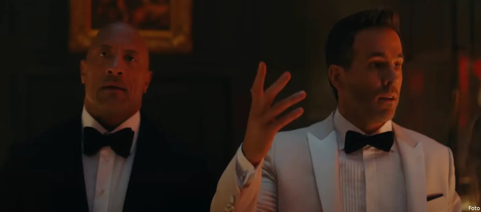 Nieuwe trailer Netflix-knaller Red Notice met Ryan Reynolds, The Rock ...