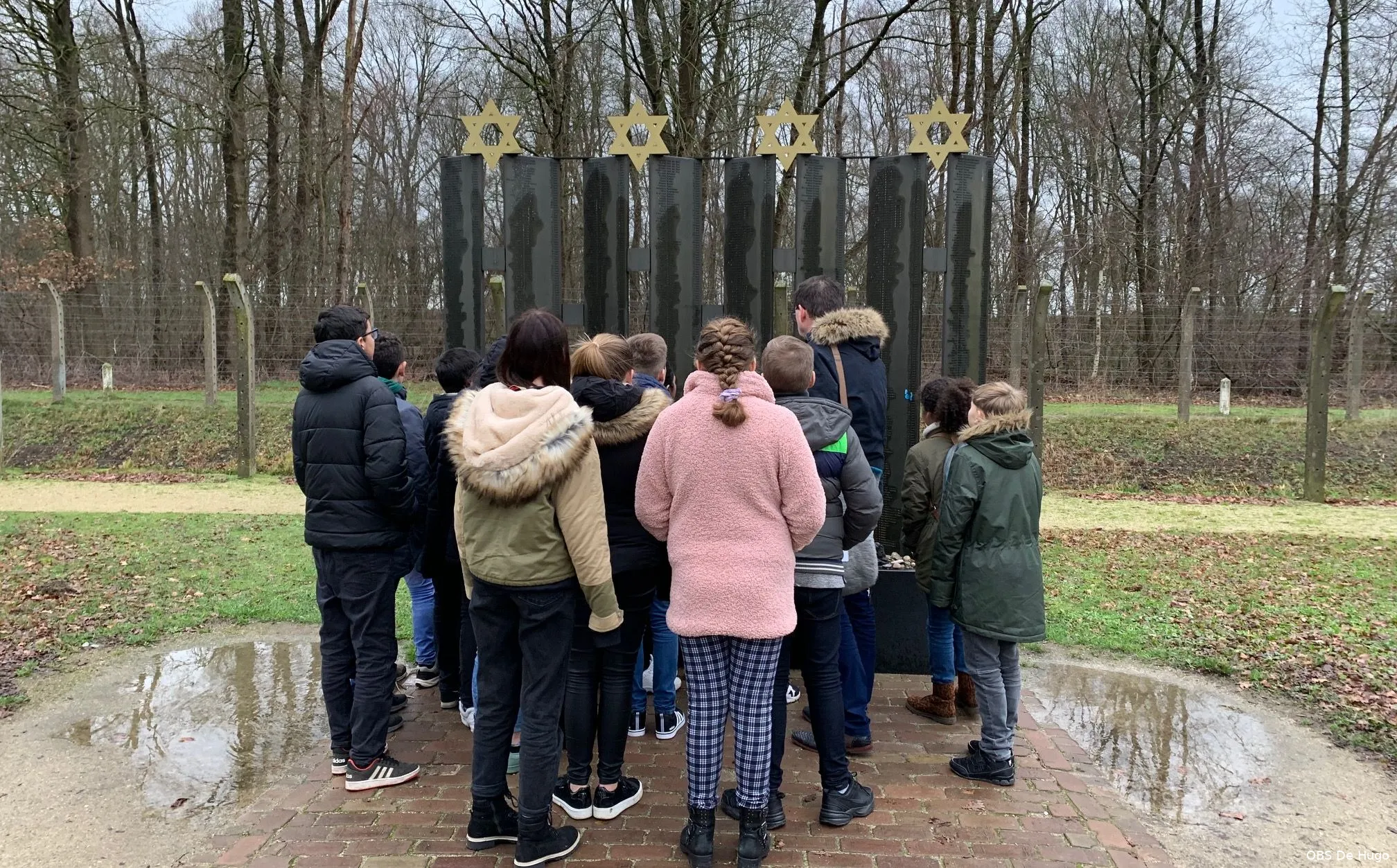 OBS De Hugo bezoekt Nationaal Monument Kamp Vught