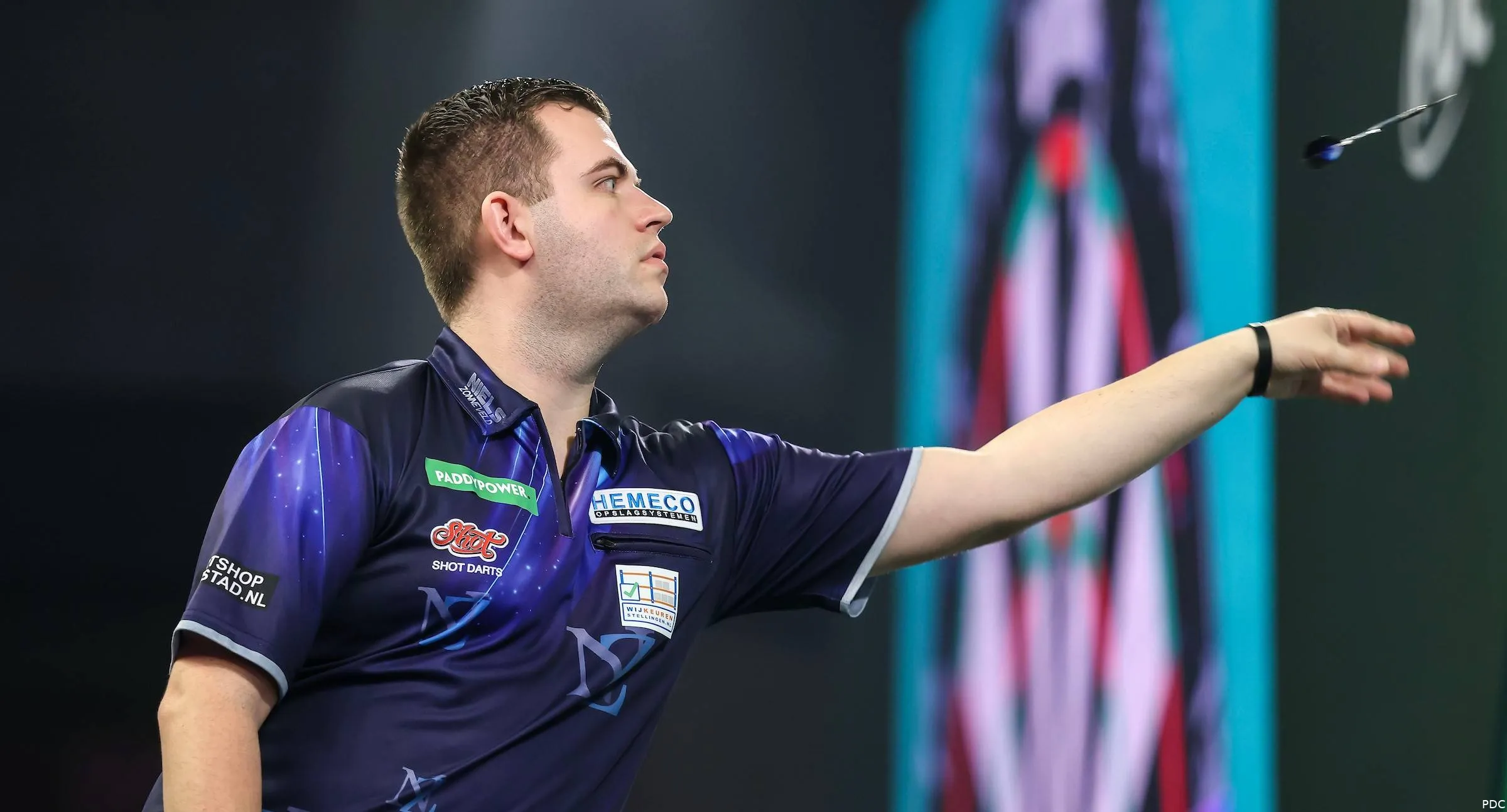 Live WK Darts: Niels Zonneveld delft onderspit in kraker tegen Jonny ...